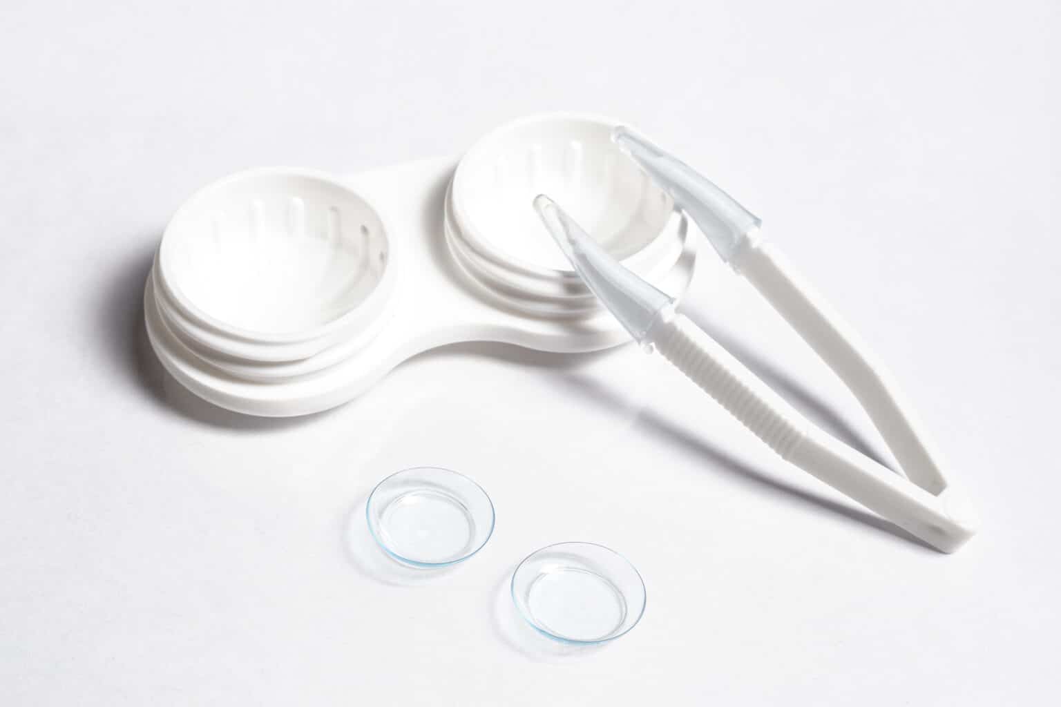 How to Apply & Remove Scleral Lenses Safely | Patient Guide